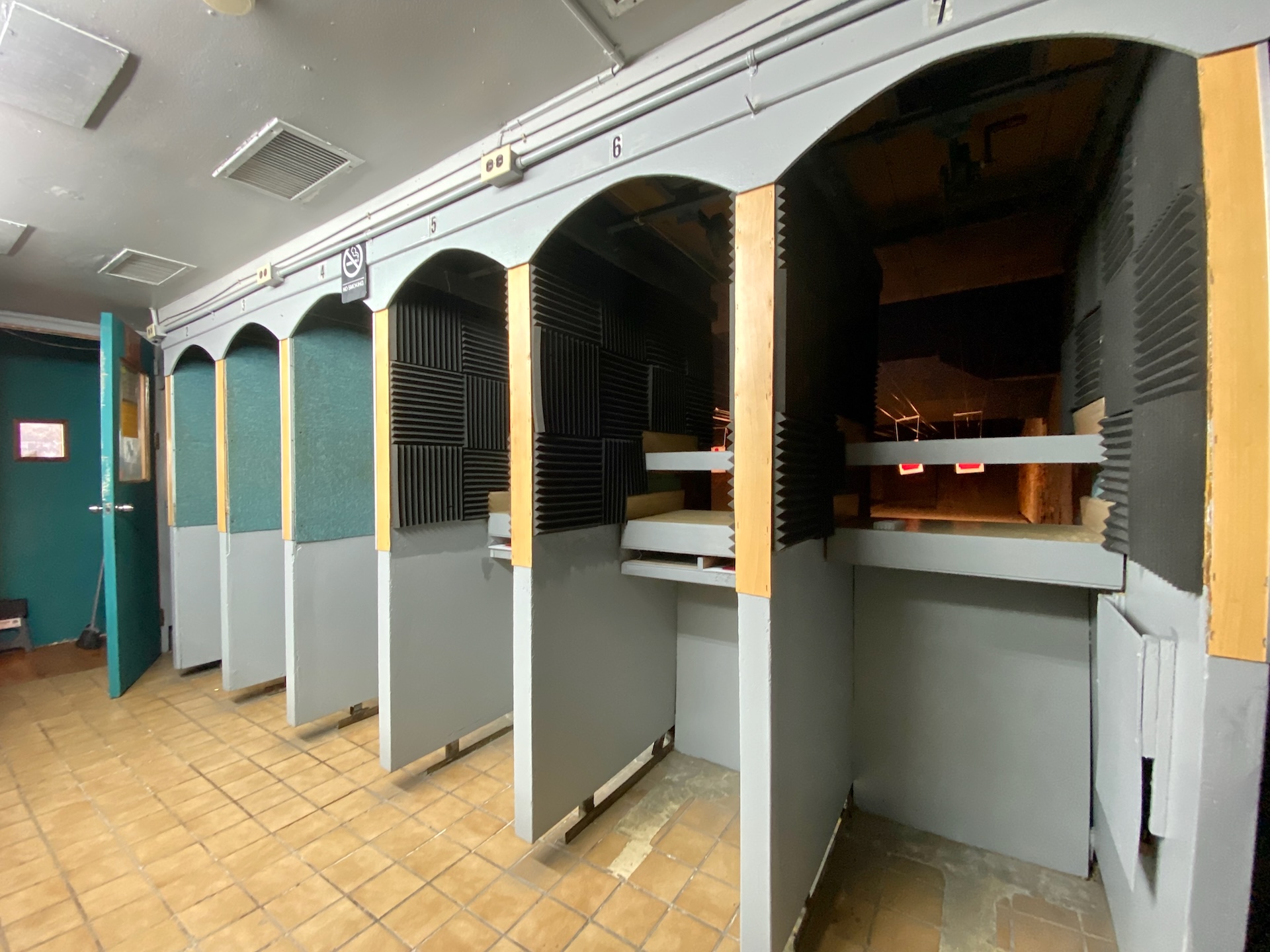 スターガンクラブ - グアム射撃ガイド - グアムのすべての射撃場とツアーを紹介